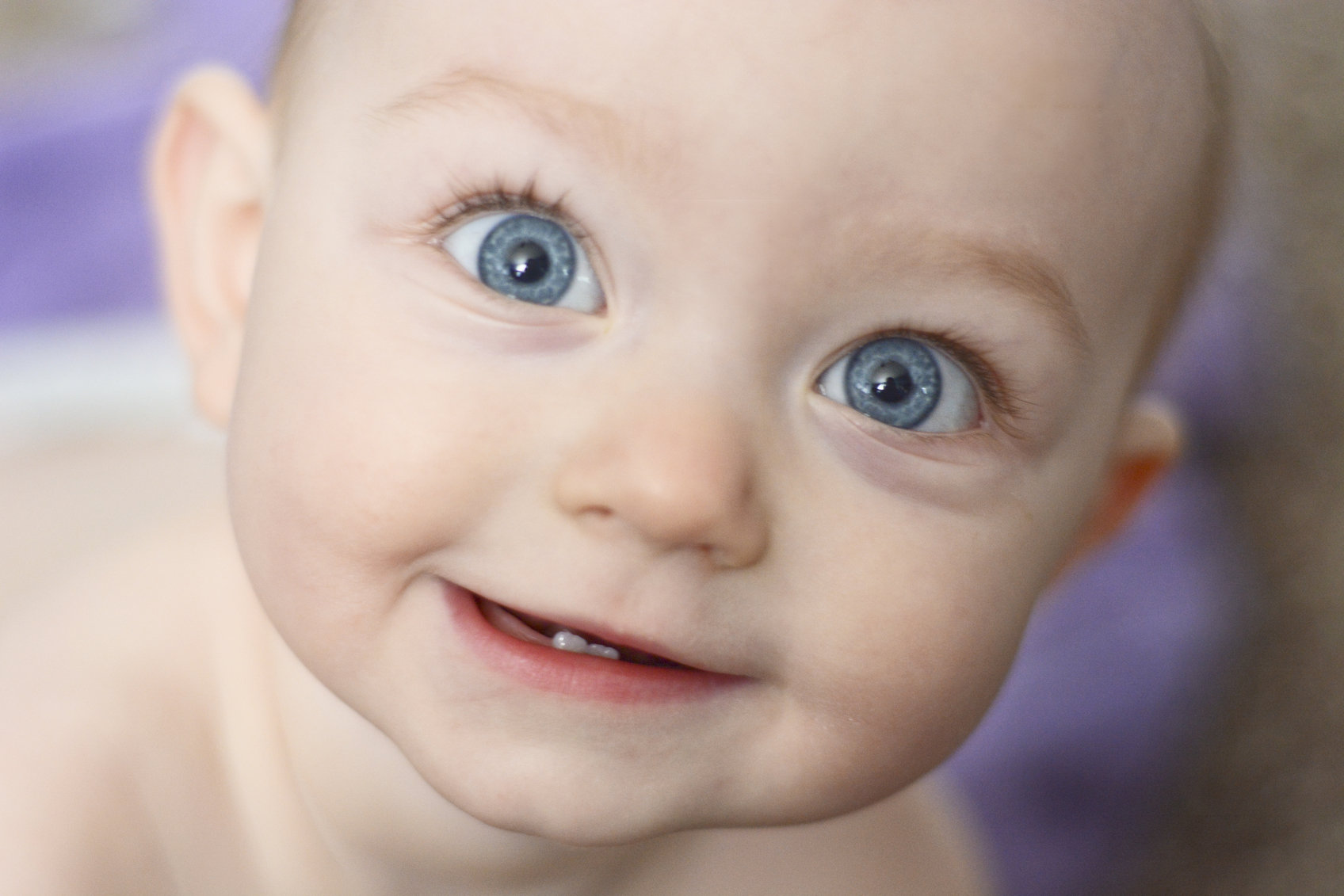 How to Take Care of Your Baby's First Tooth (Yes, You Should Brush It ...