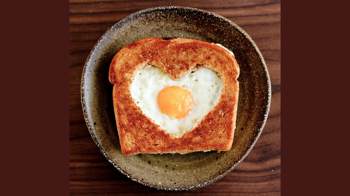 5 Romantic Breakfast Ideas Perfect for Valentine's Day | CafeMom.com