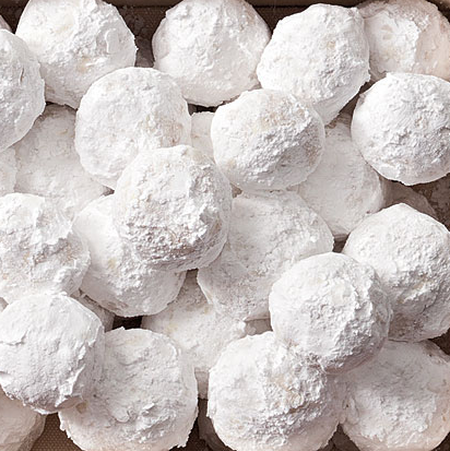 Amazing Snow Cookie Recipe for the Holiday Season | CafeMom.com