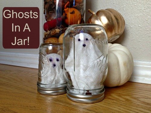 How to Make Ghosts in a Jar for Halloween (PHOTOS) | CafeMom.com