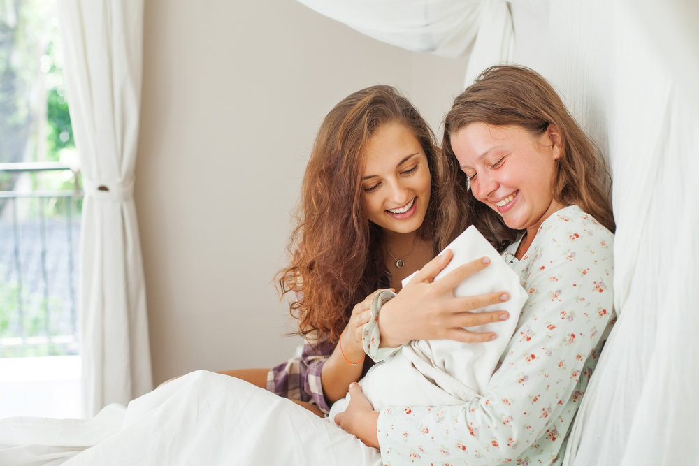 28 Ways to Help a Mom Who Just Had a Baby | CafeMom.com