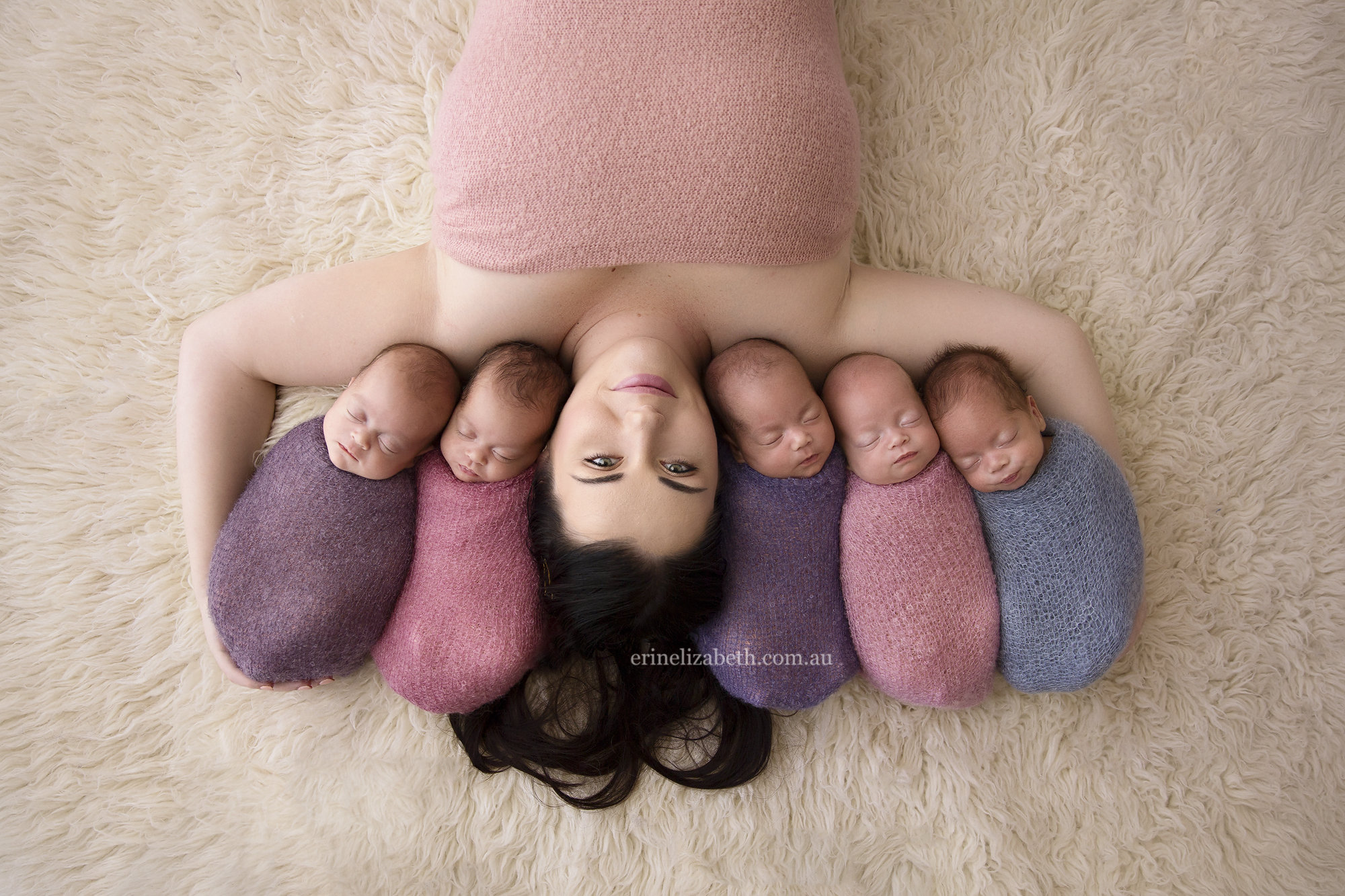 11 Photos of Newborn Quintuplets & Their Mama That Show the Magic of ...