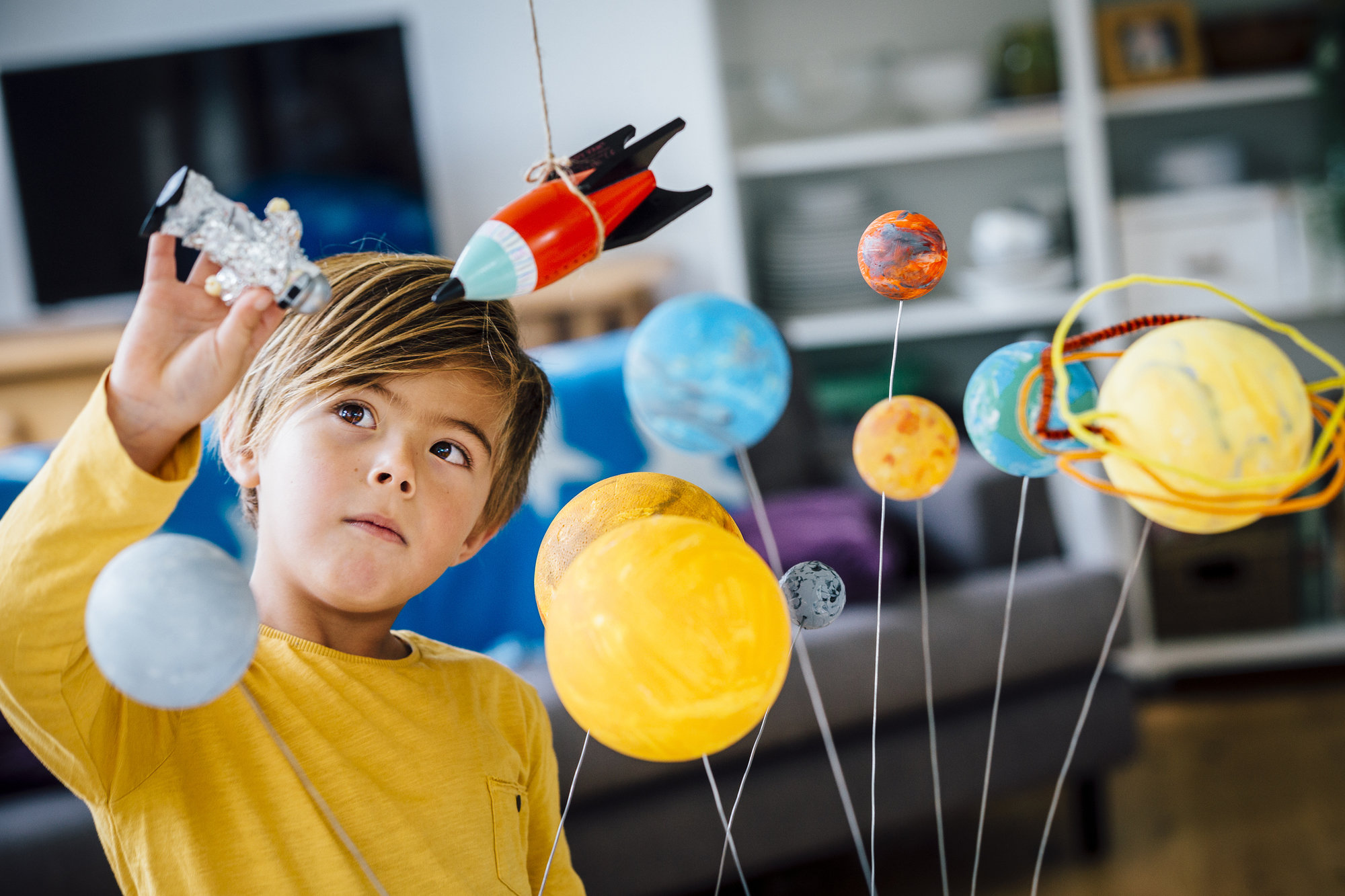 10 Ways to Help Kids Develop a Love of Science & Math | CafeMom.com