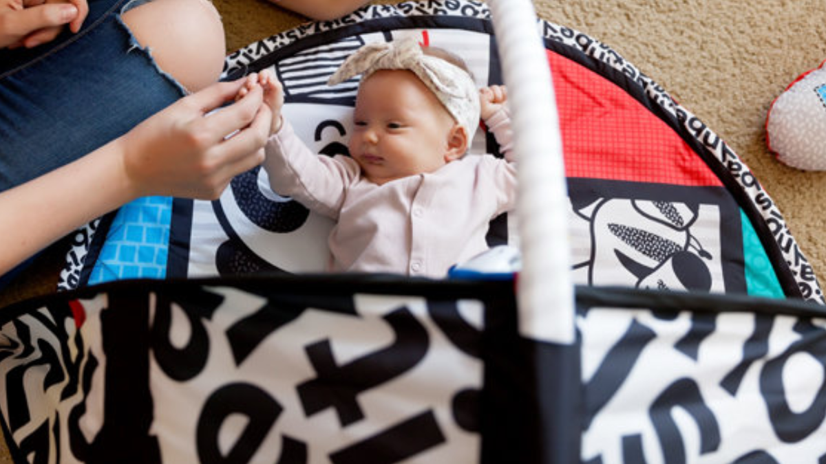 4 Ways Parents Can Cultivate Curiosity | CafeMom.com