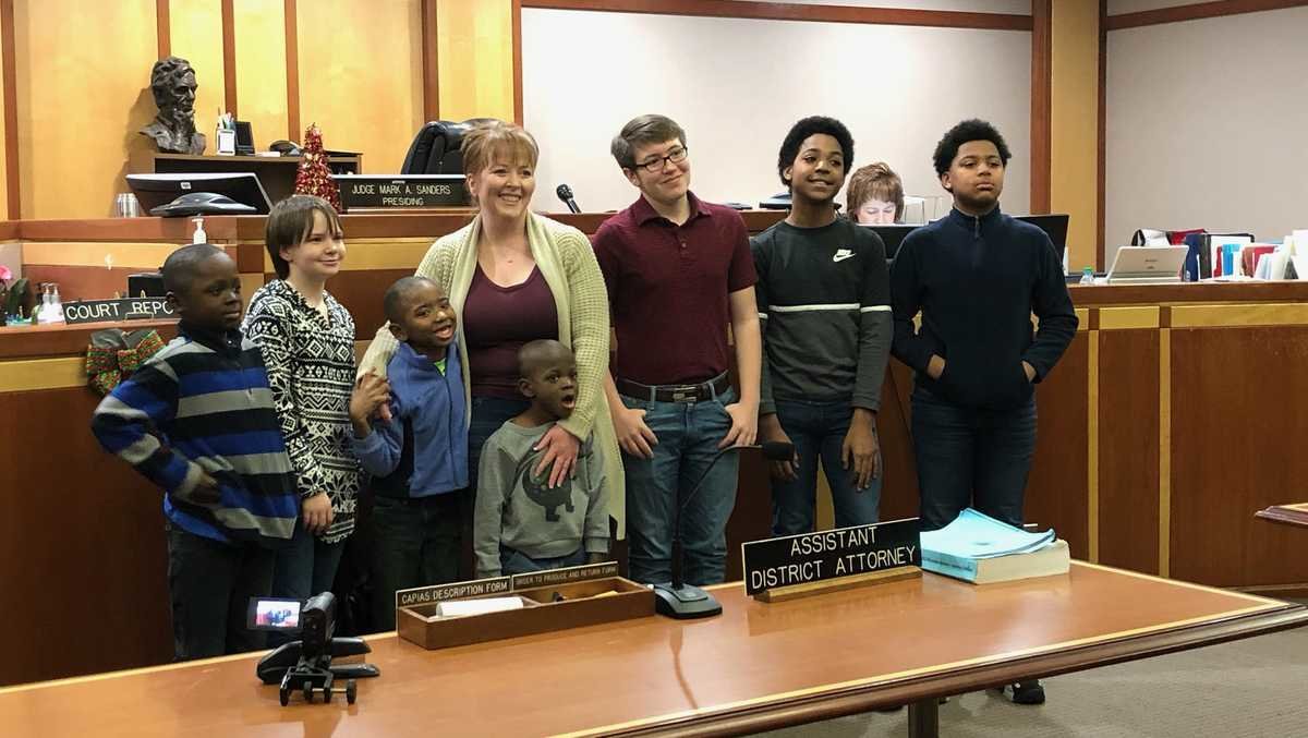 Single Mom of 2 Who Grew Up in Foster Care Adopts 6 Boys | CafeMom.com