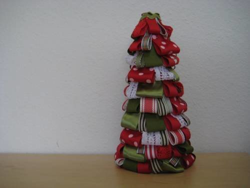 Ribbon Christmas Tree Craft Tutorial (PHOTOS) | CafeMom.com