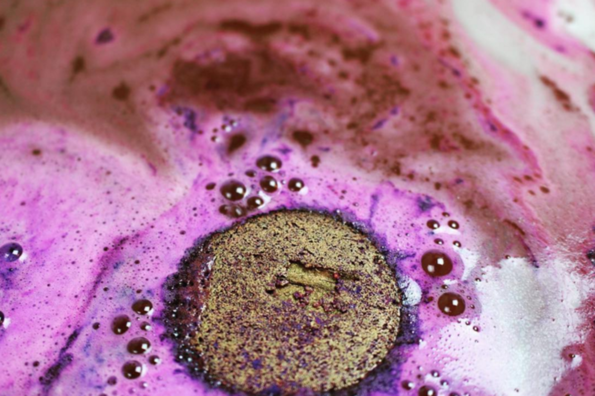 11 crazy-amazing bath bombs that will blow your mind | CafeMom.com