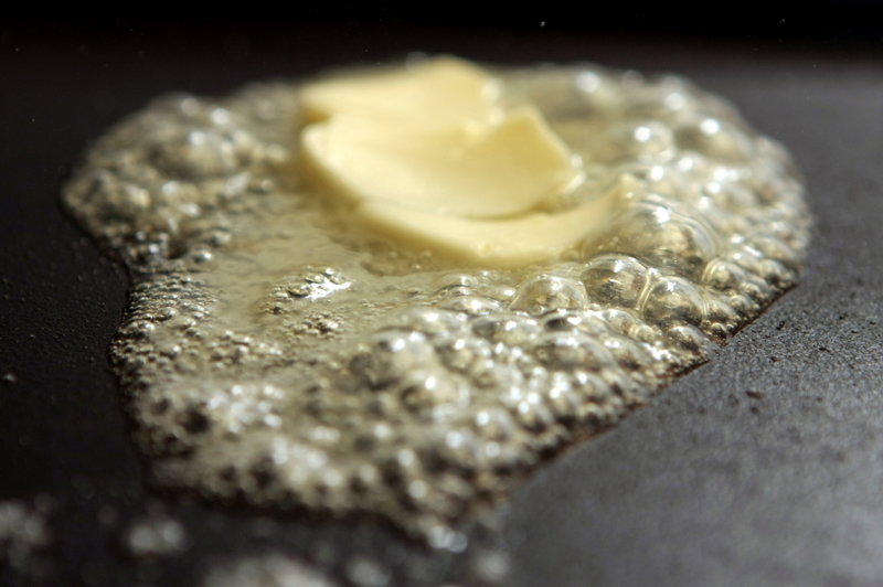 15 Mistakes That Ruin Thanksgiving Stuffing | CafeMom.com