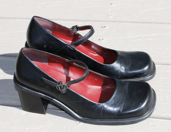 21 Shoe Styles We Were Obsessed With in the '80s & '90s | CafeMom.com