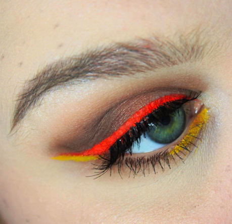 30 Bright Eyeshadow Looks Anyone Can Pull Off | CafeMom.com