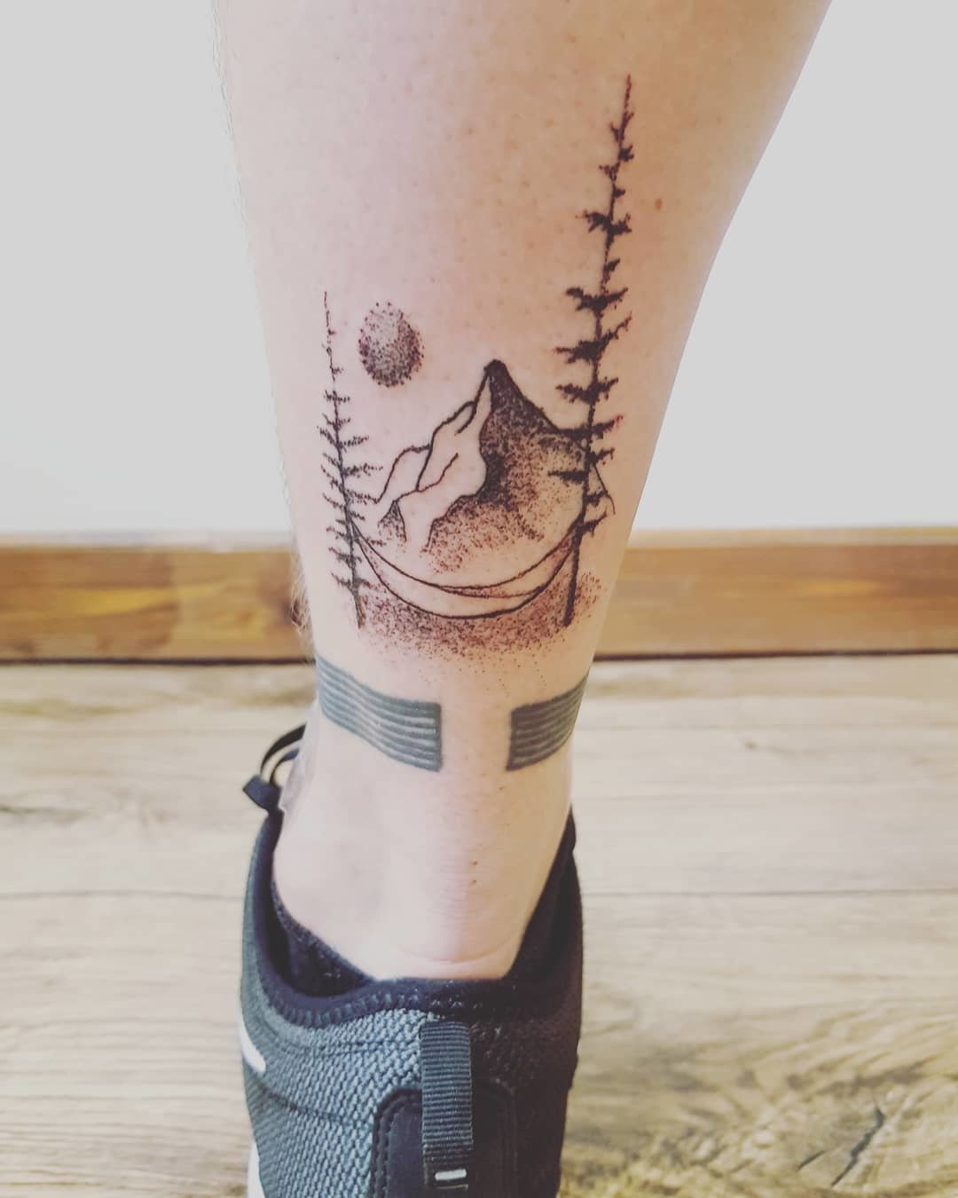 20 Small Leg Tattoos to Show Off While it's Still Hot Out | CafeMom.com