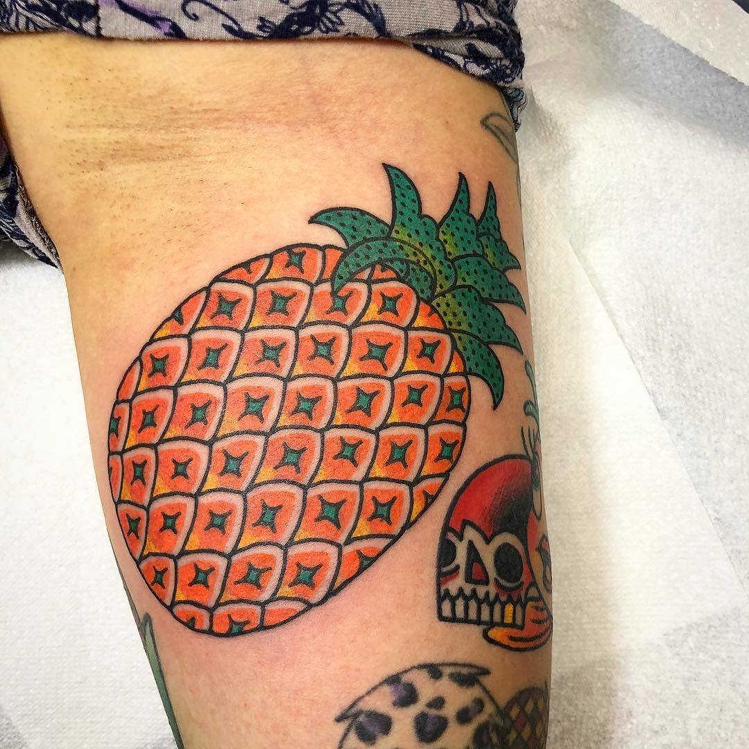 20 Foodie Tattoos That Look Good Enough to Eat | CafeMom.com