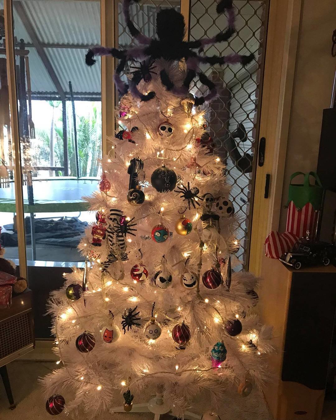 20 Halloween Trees That Put Christmas Trees to Shame | CafeMom.com