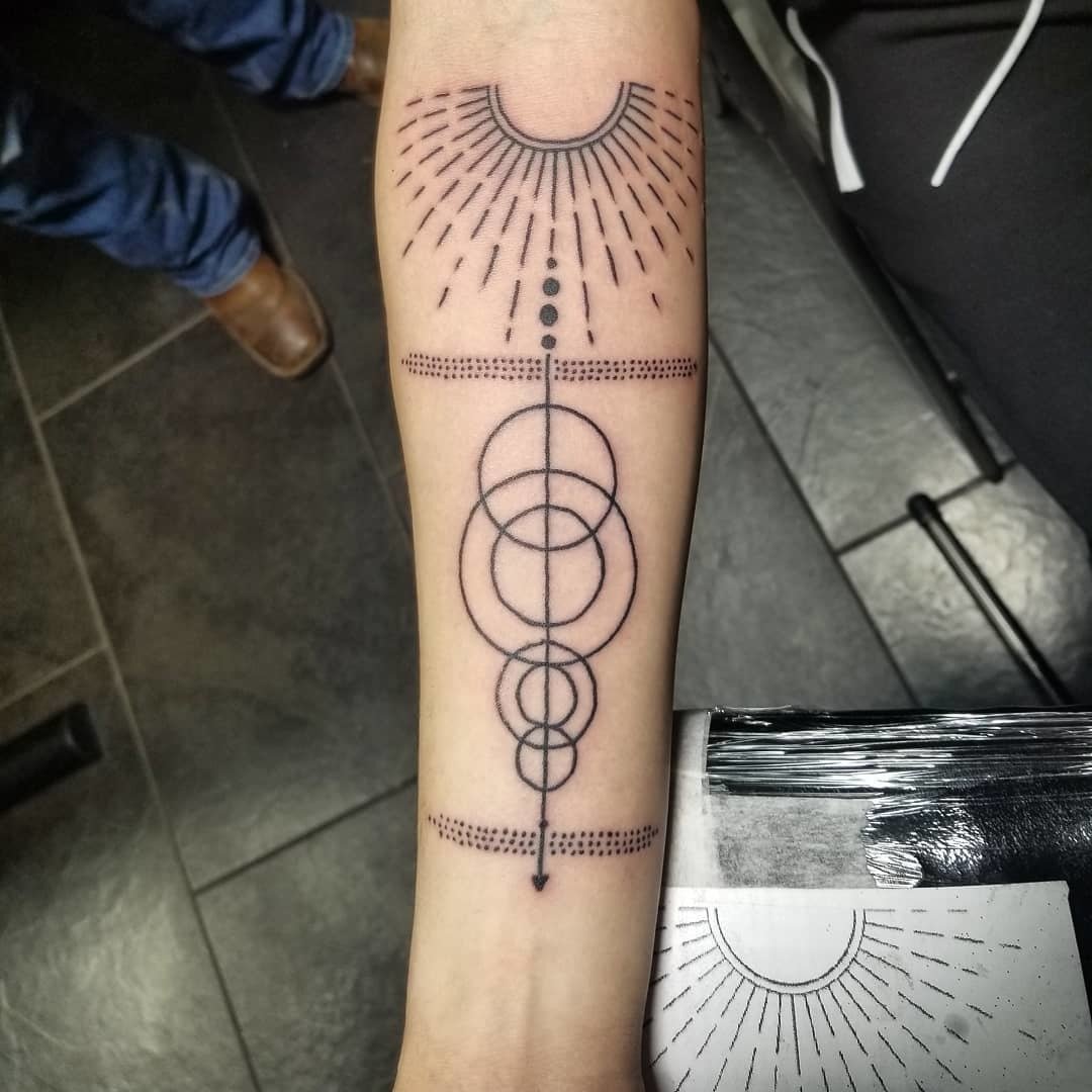 Exquisite Line Work Tattoos for Some Elegant Body Art | CafeMom.com