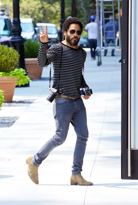 21 Hollywood men under 5'8" | CafeMom.com