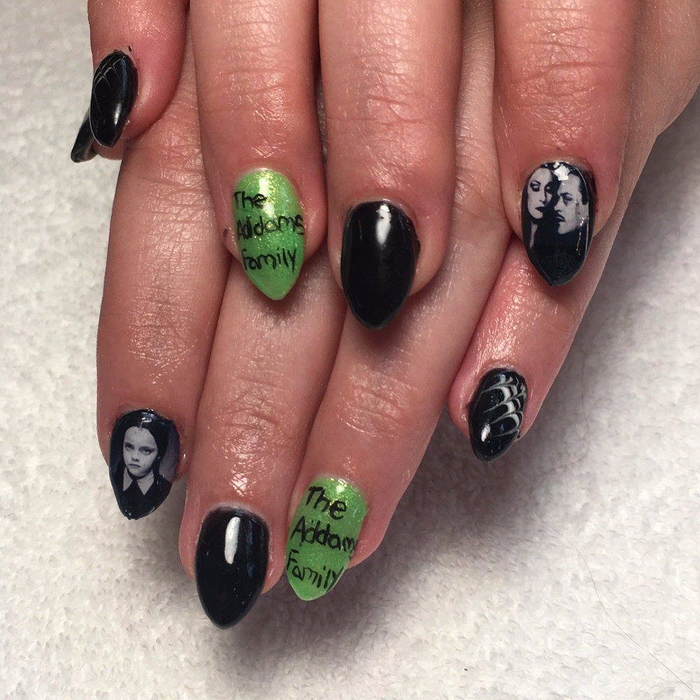 13 Morticia Addams nail art ideas for the mysterious and spooky ...