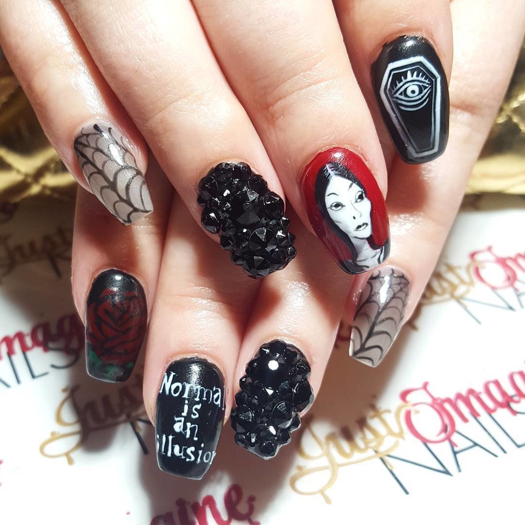 13 Morticia Addams nail art ideas for the mysterious and spooky ...