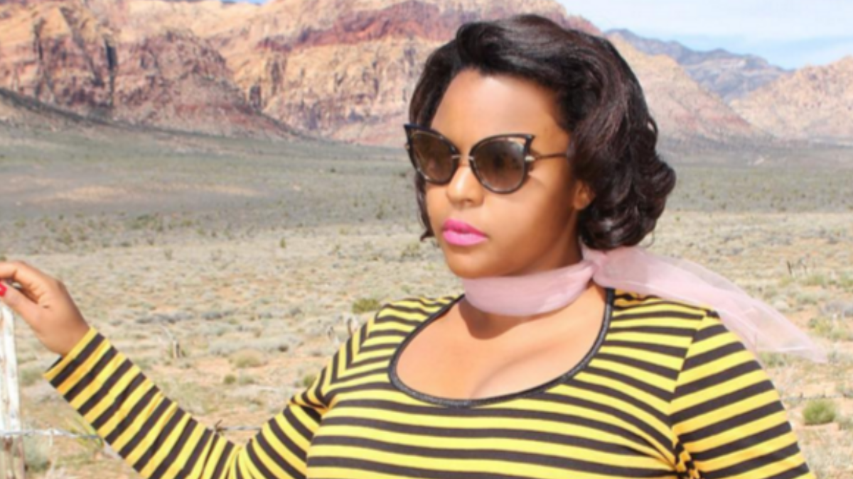 21 subtle ways to rock pin-up style for everyday glamour | CafeMom.com