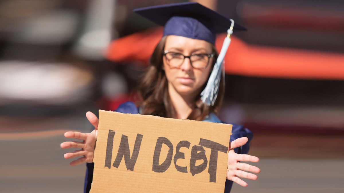 How to pay off your student loans quickly | CafeMom.com