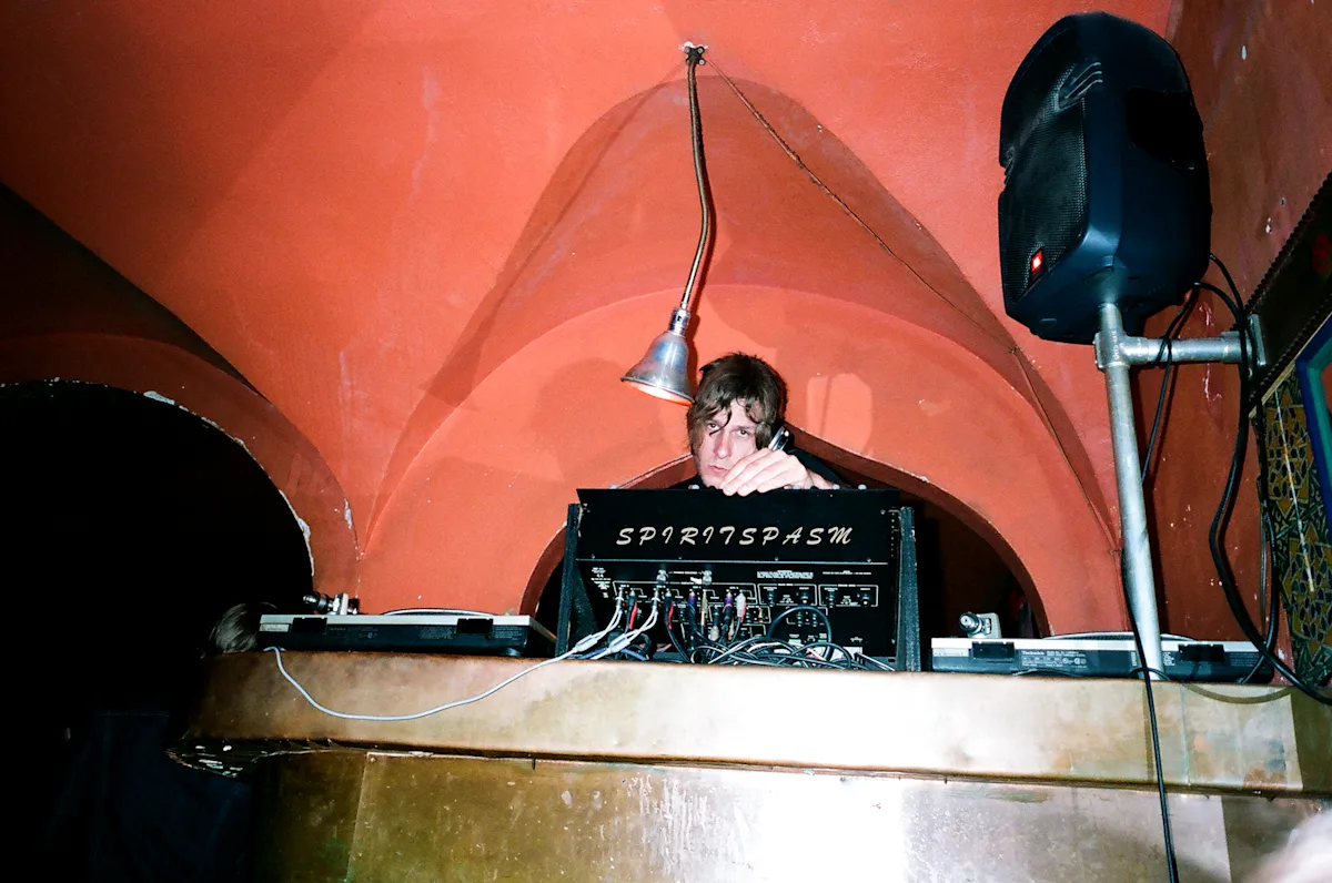 Brian DeGraw — The Lot Radio