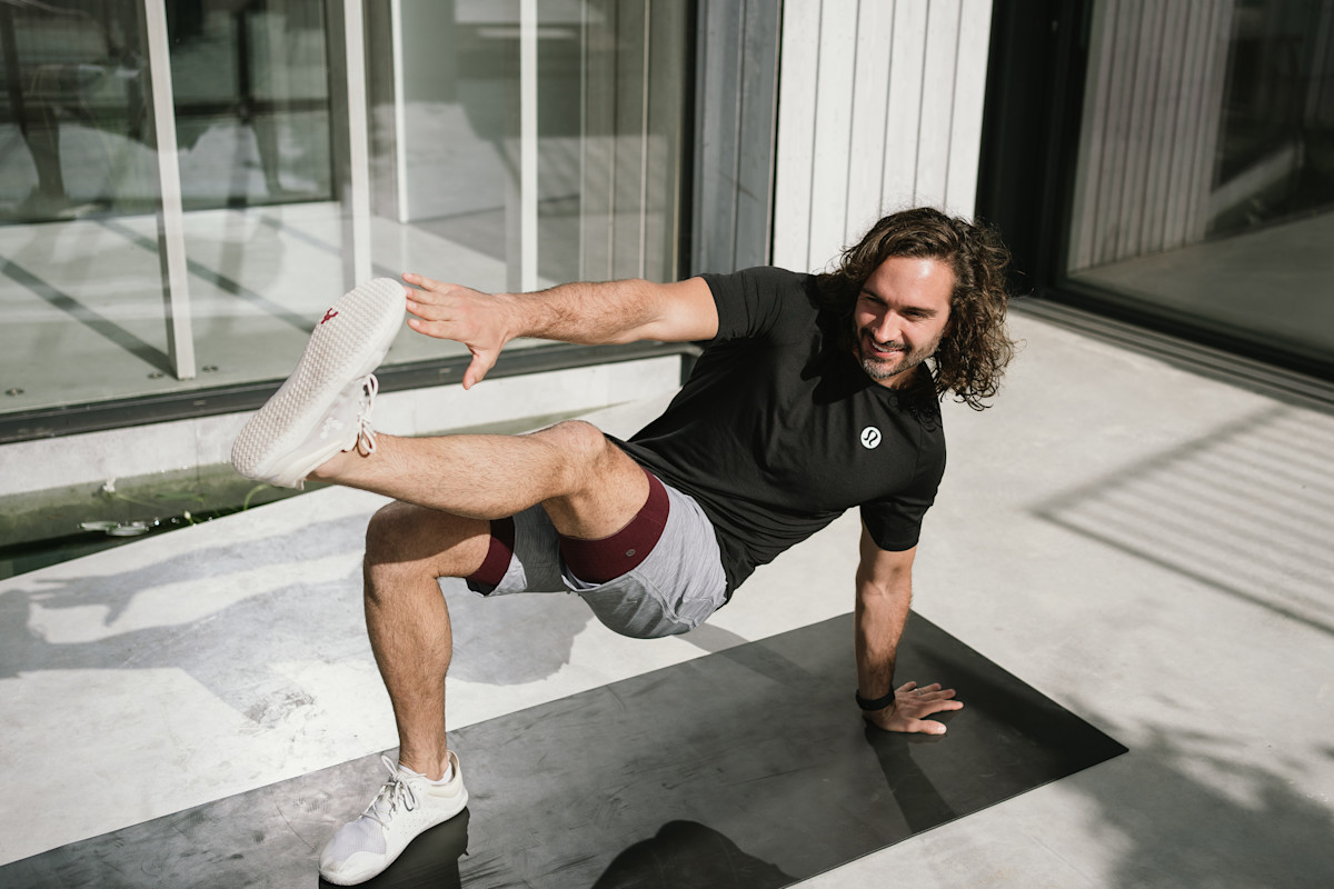 7 Days of Sweat Challenge / The Body Coach