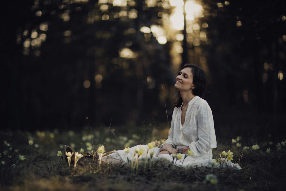 5 practical tips to ease anxious thoughts / The Body Coach