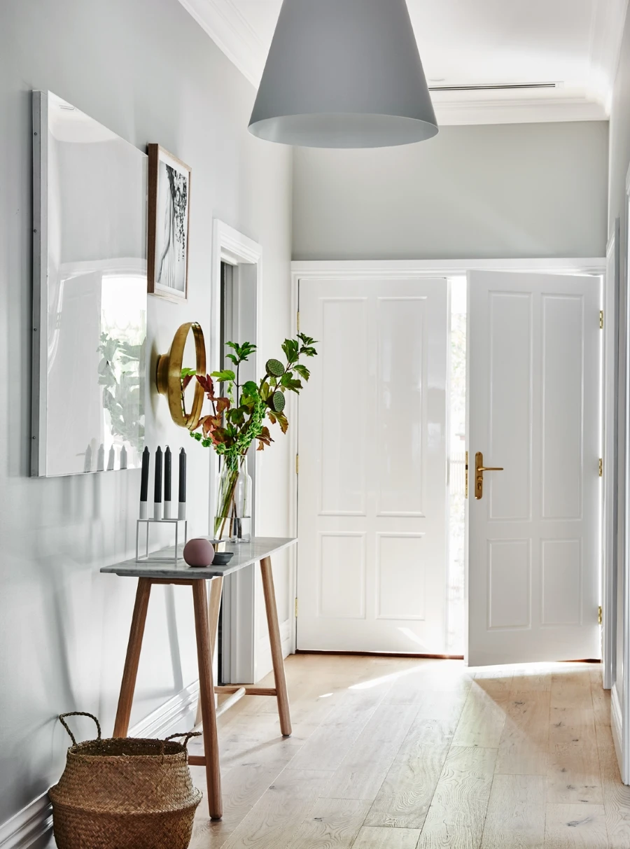 Lexicon® Quarter Whites - SW1 | Dulux