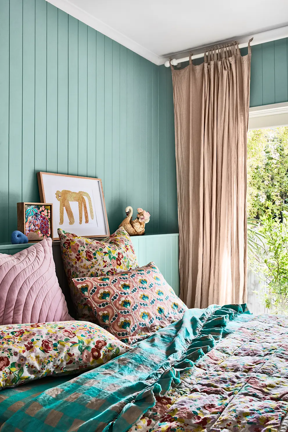 Colours of summer with Bree Leech | Dulux