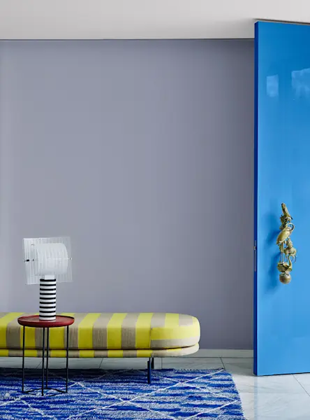 How to paint your front door | Dulux