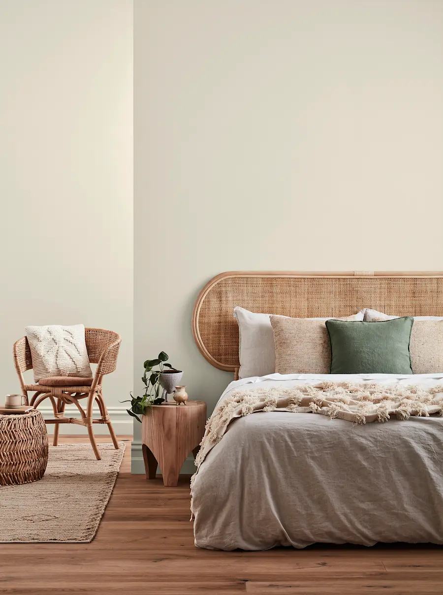 China White Whites & Neutrals | Dulux