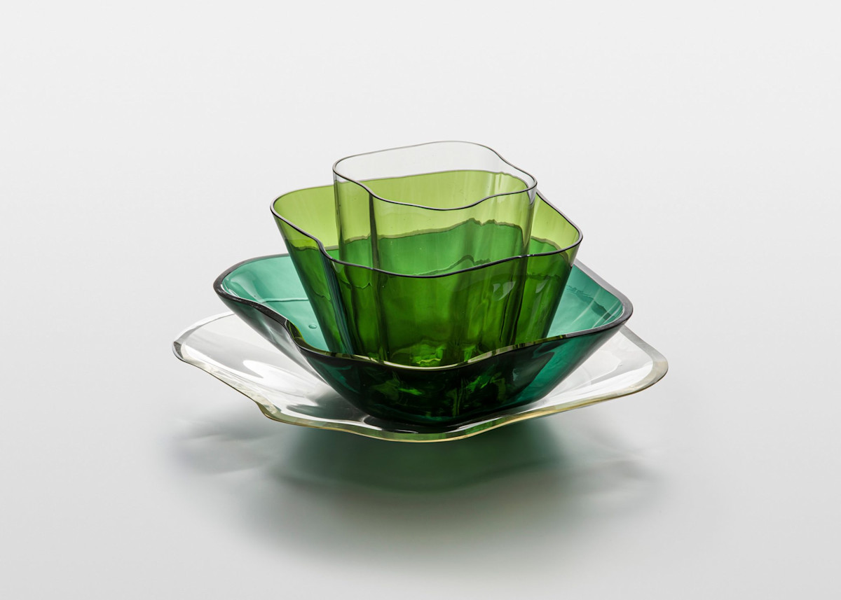 Finnish Glass Art - Sparkle and Color in Modern Design （Museum of ...