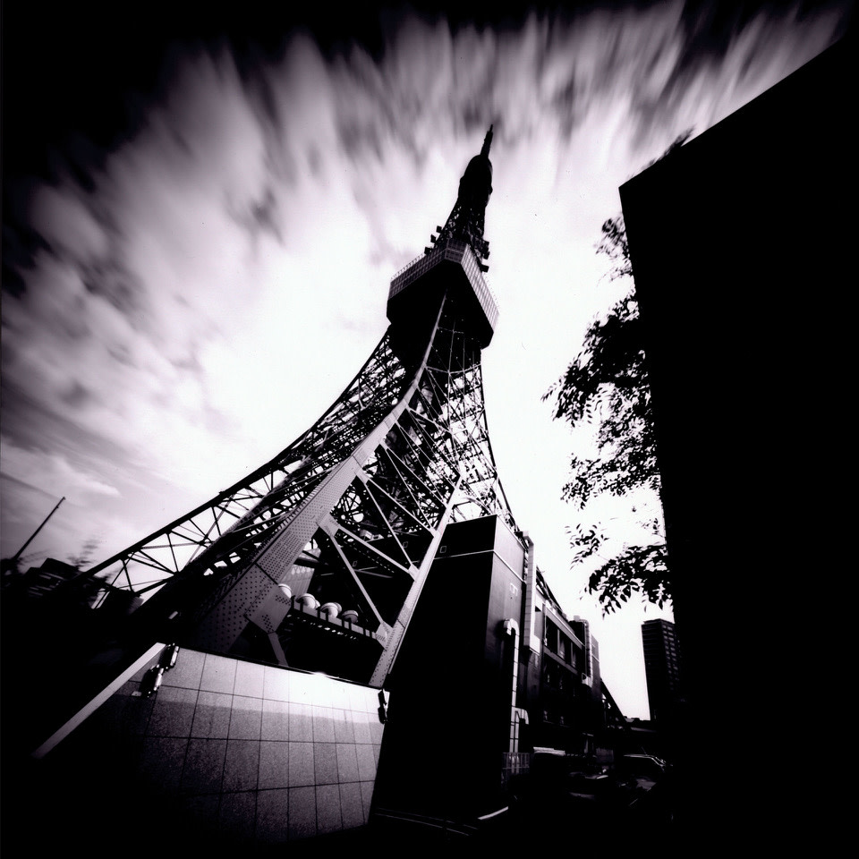 Asako "Assertion" （Tokyo Tower） ｜Tokyo Art Beat