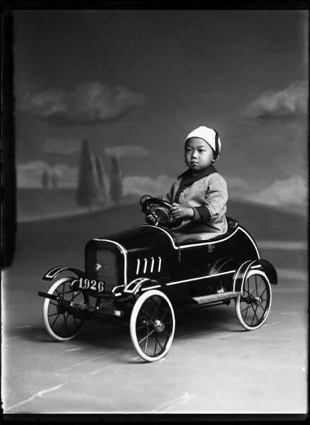 "Spiral Life - 130 Years of the Yoshihara Family" Exhibition （Emon ...