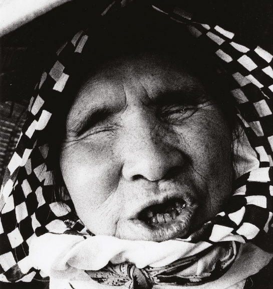 橋本照嵩 「瞽女 GOZE」 （Zen Foto Gallery） ｜Tokyo Art Beat