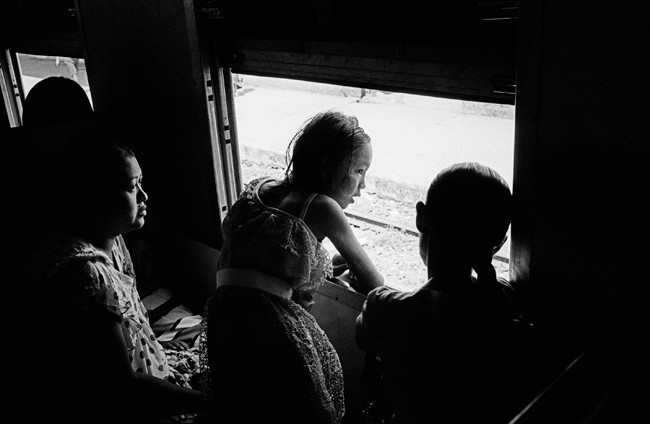 Ornin Ruangwattanasuk “Life in Transition - Myanmar -“ （Totem Pole ...