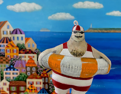 Chie Shimabukuro “Where the Wall Dolls Are” （Space Yui） ｜Tokyo Art Beat