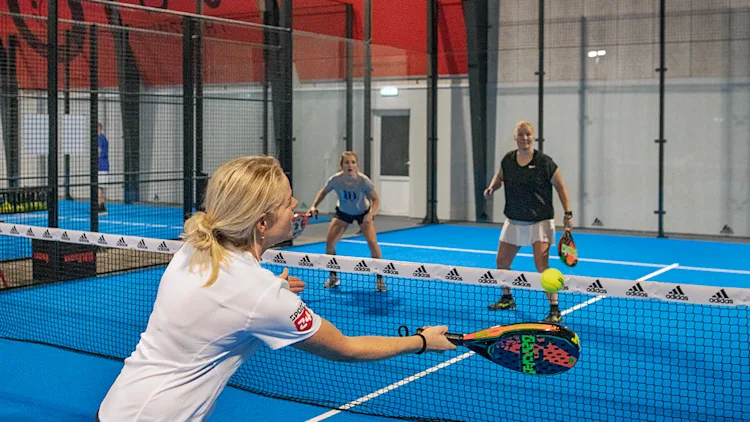 Hva er padel? | Lær mer om padel tennis | SPORT 24