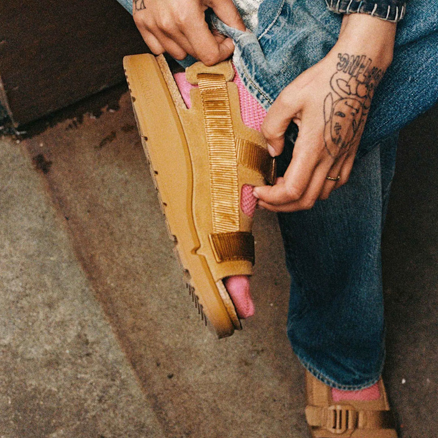 Sneakers & Apparel at Sneakersnstuff (SNS) | Sneakersnstuff.com ...