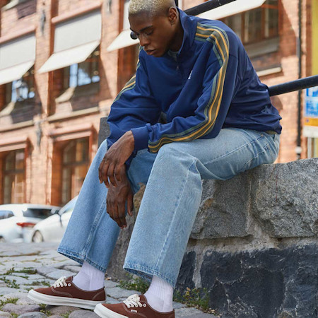 Sneakers & Apparel at SNS | Sneakersnstuff.com