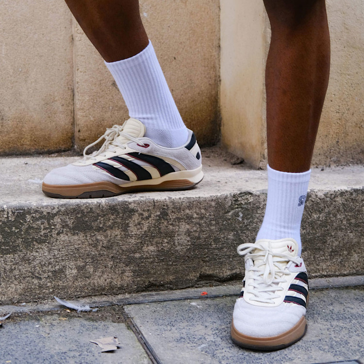 Sneakers & Apparel at Sneakersnstuff (SNS) | Sneakersnstuff.com ...