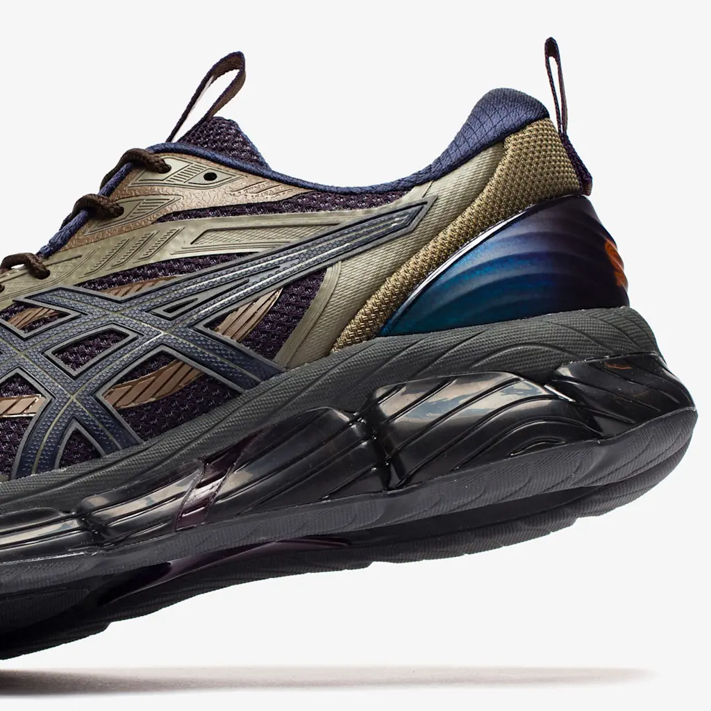 Sneakers and curated Streetwear | Sneakersnstuff (SNS)