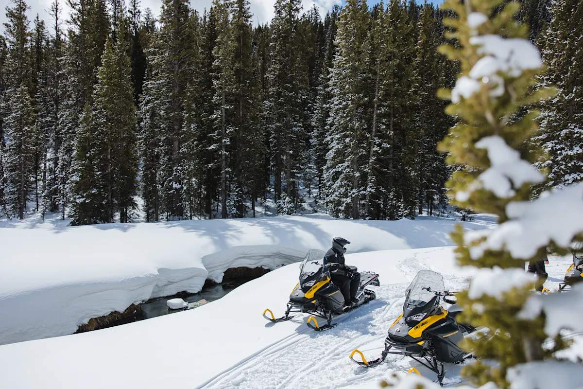 Snowmobile rental tour in Garden City, UT - BRP Experiences