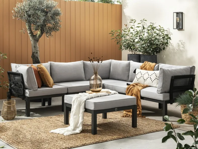 Éen loungeset in 3 verchillende stijlen | Leen Bakker