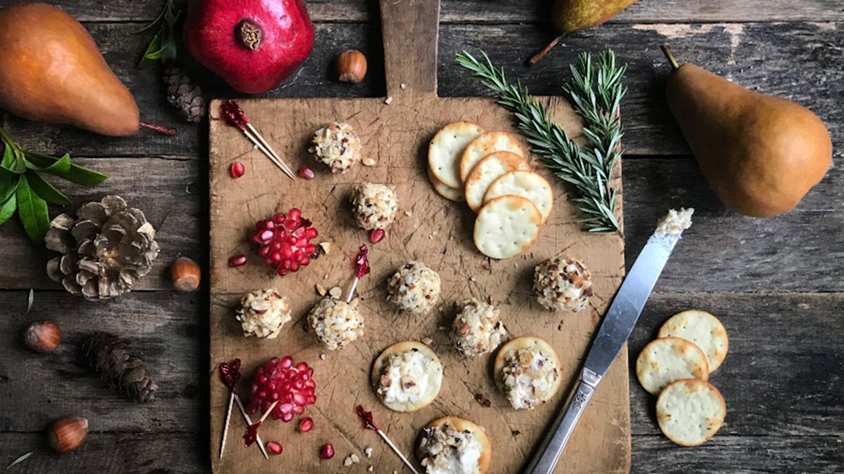 Mini Pear, Rosemary, and Cheddar Holiday Cheese Balls - Tillamook