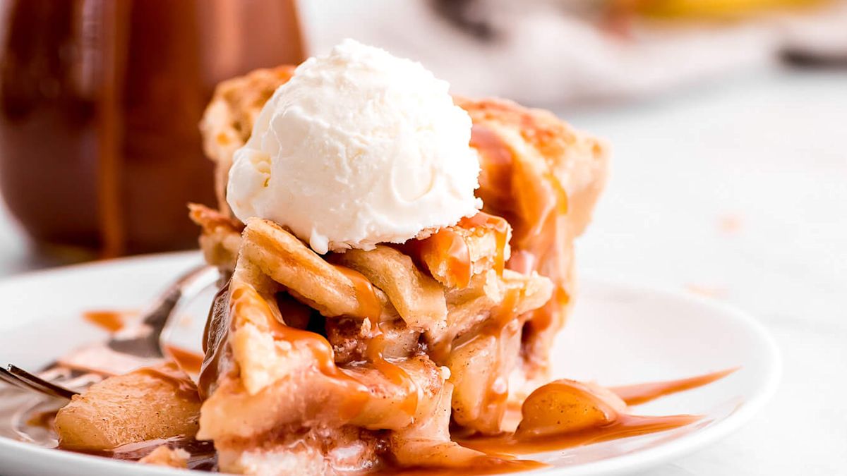 Fresh Pear Pie - Tillamook