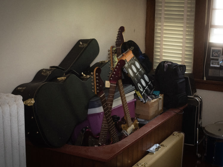 J Mascis：自宅、ギター、Dinosaur Jr. | Marshall.com