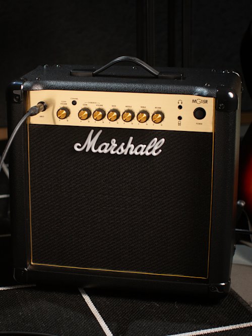 MG15R Compact 15W combo amp perfect for band practice | Marshall.com