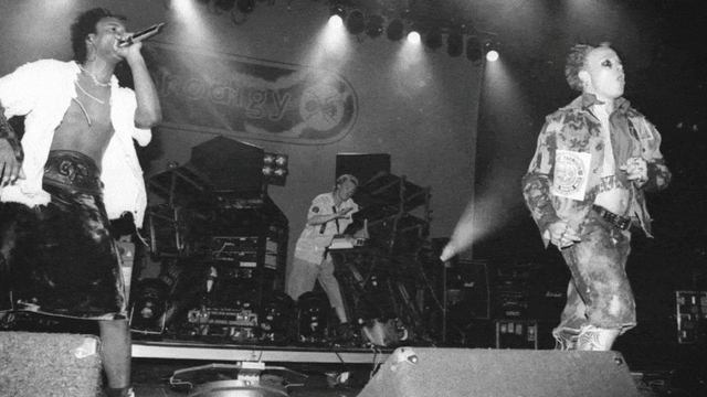 1997: Rave hits the charts as Marshall turns 35 | Marshall.com