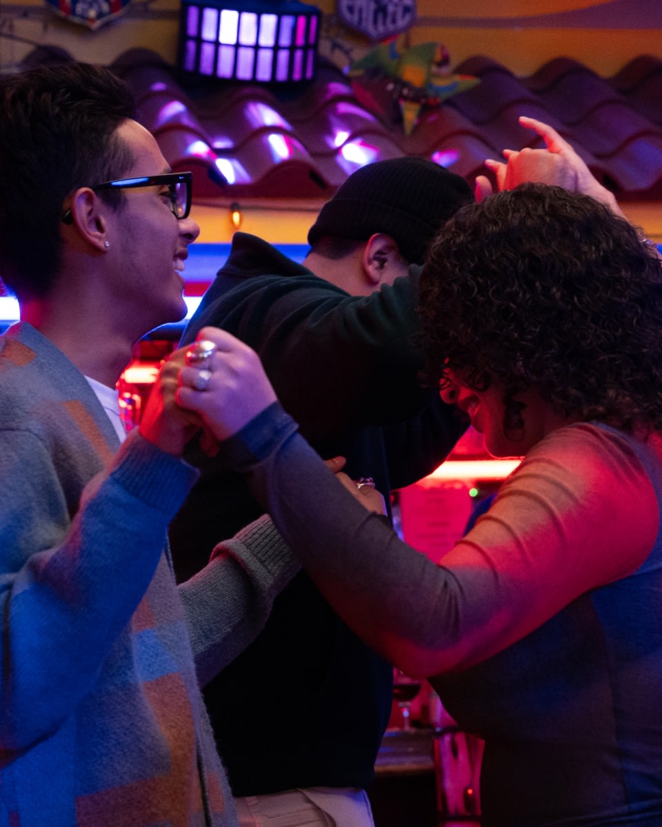 Una gramola de vinilos creada en colaboración con Awake NY | Marshall.com