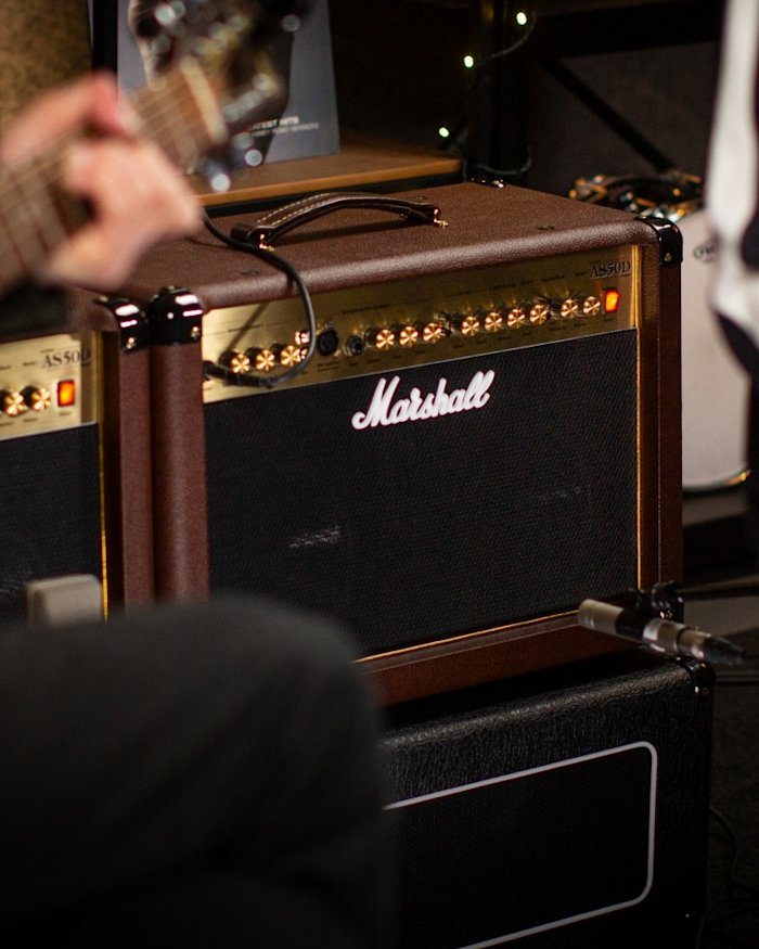 Acoustic amplifiers delivering rich clean tones | Marshall.com